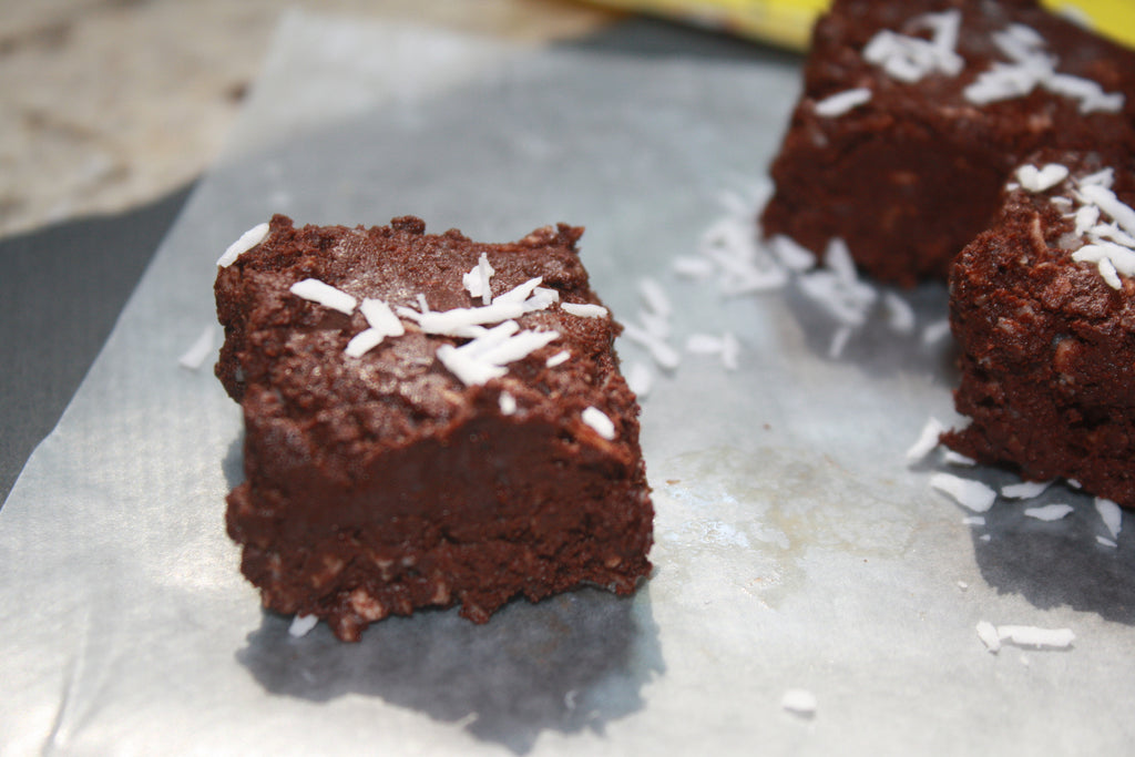 Raw Chocolate Fudge | Coconut Magic